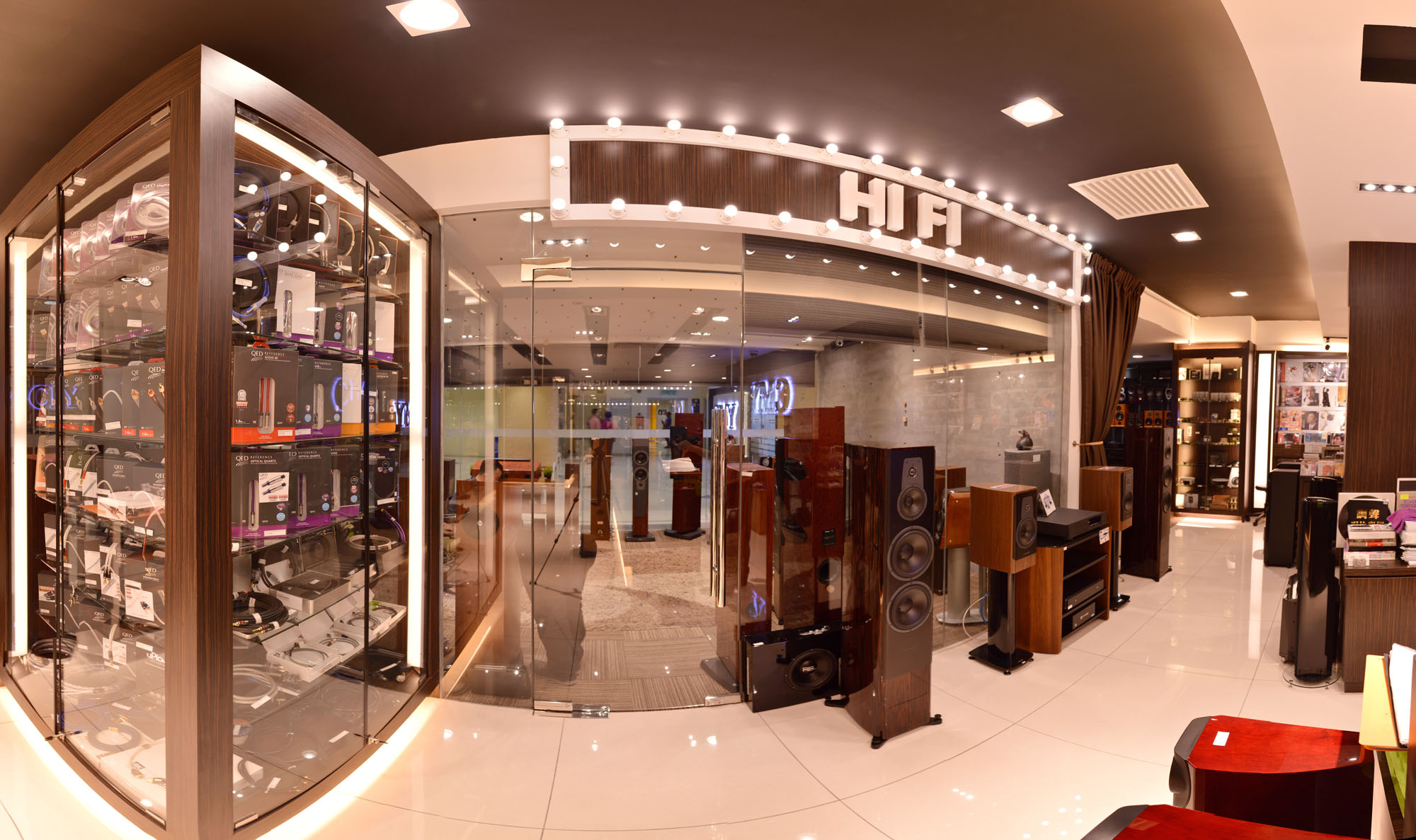 hi-fi-tour-left-2k – CMY